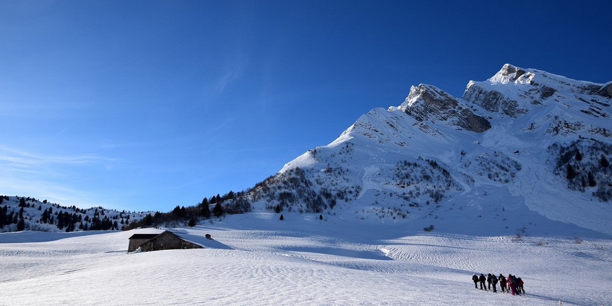 La chaîne des Aravis passionne les randonneurs - EntreNousSoitDit